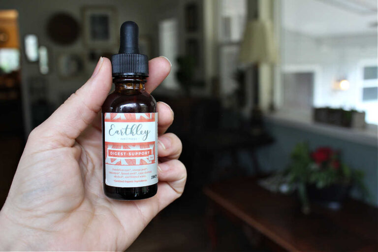 How To Stock A Spring Natural Medicine Cabinet (No DIY Involved)